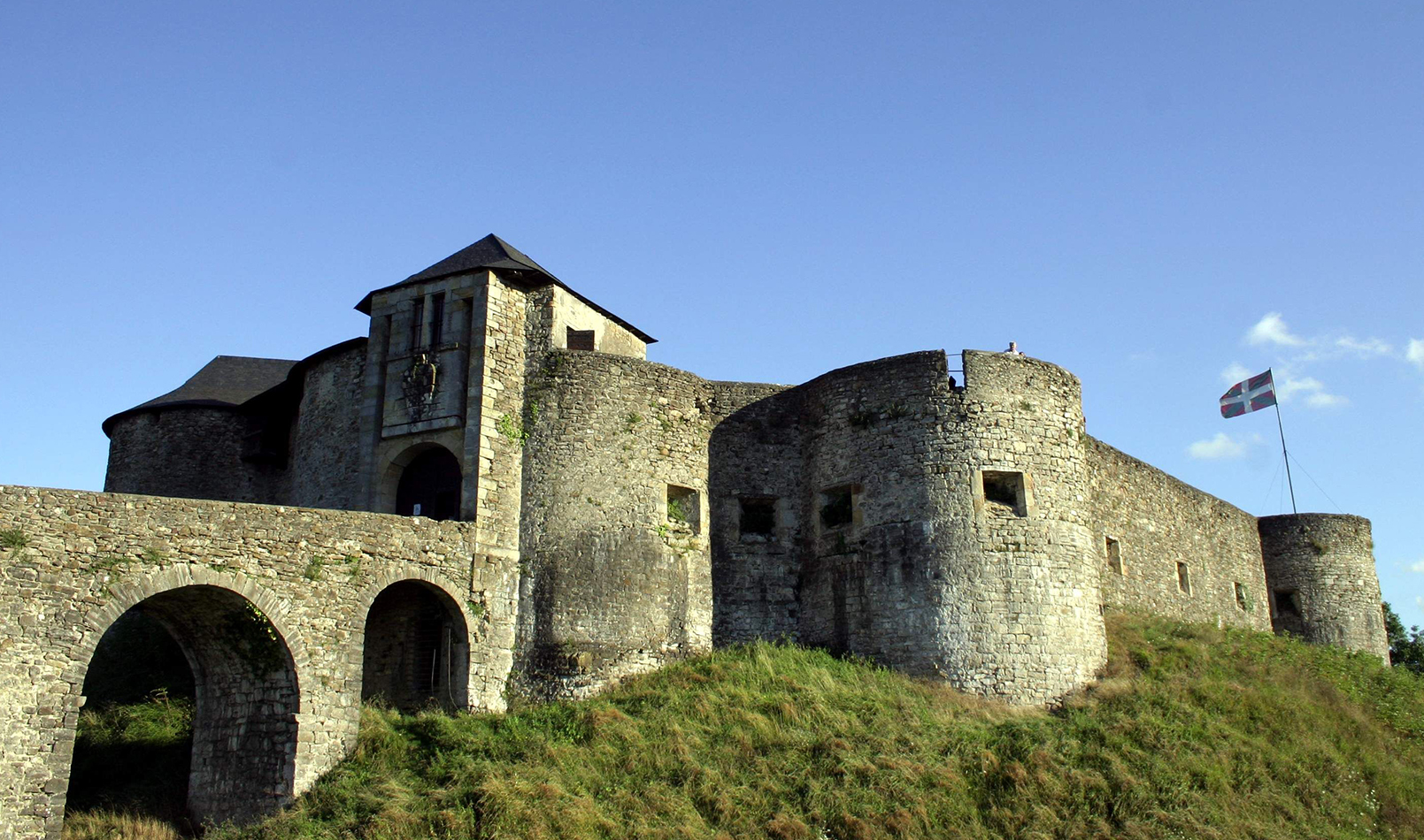 Château-fort de Mauléon à MAULEON-LICHARRE (64) - Infos détaillées & Tarifs