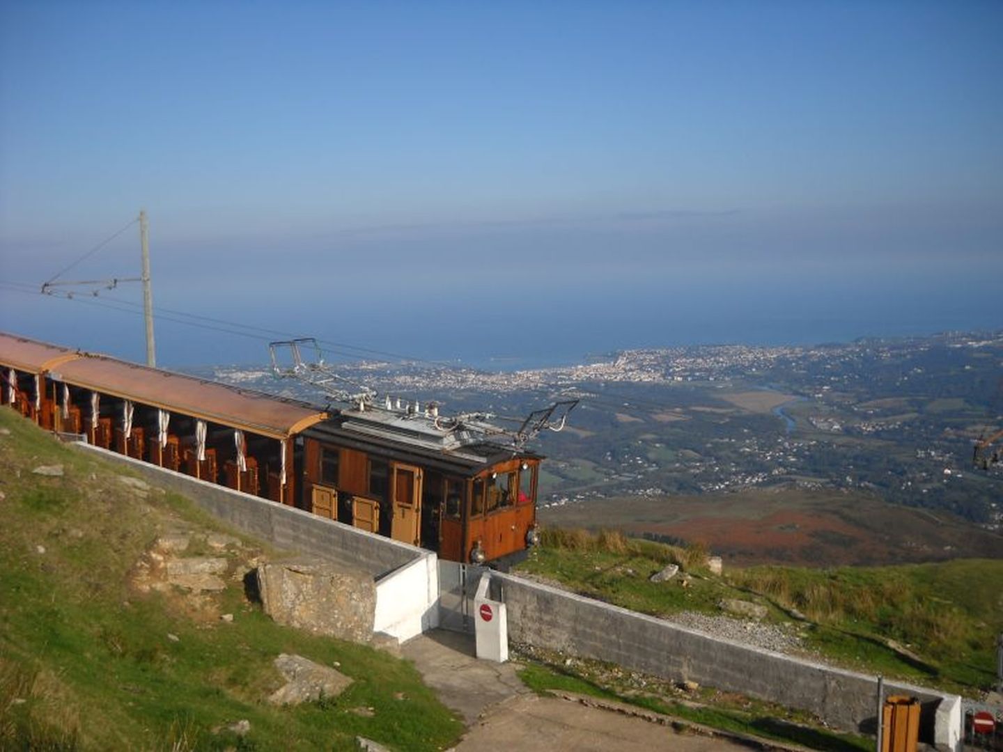 Train de la Rhune à SARE (64) - Infos détaillées & Tarifs